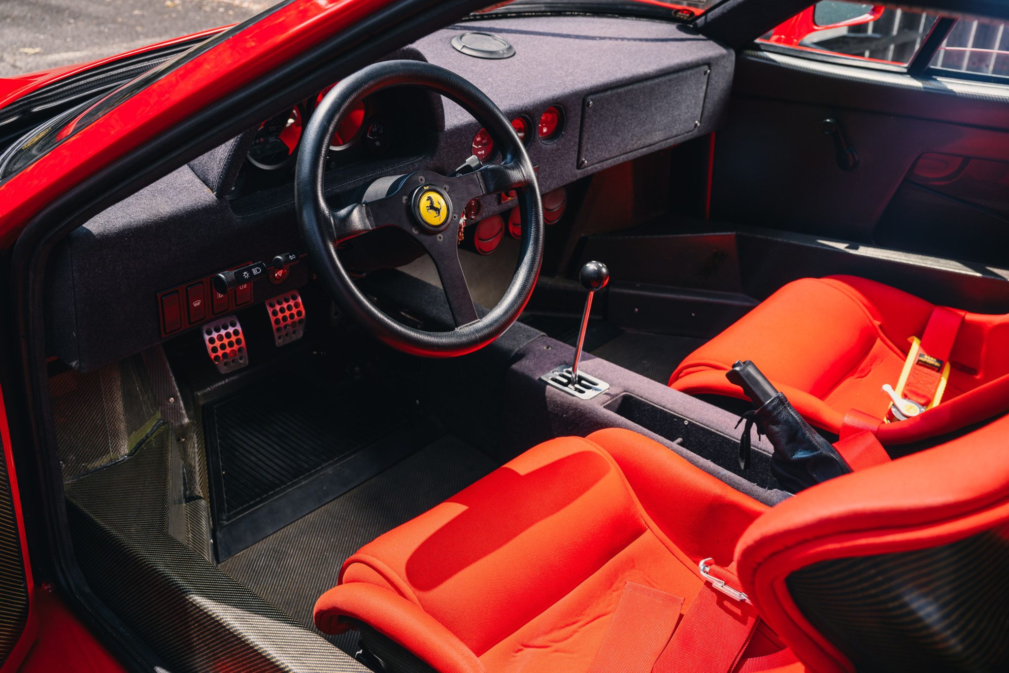 Ferrari F40: Price, Engine, HP and Top Speed